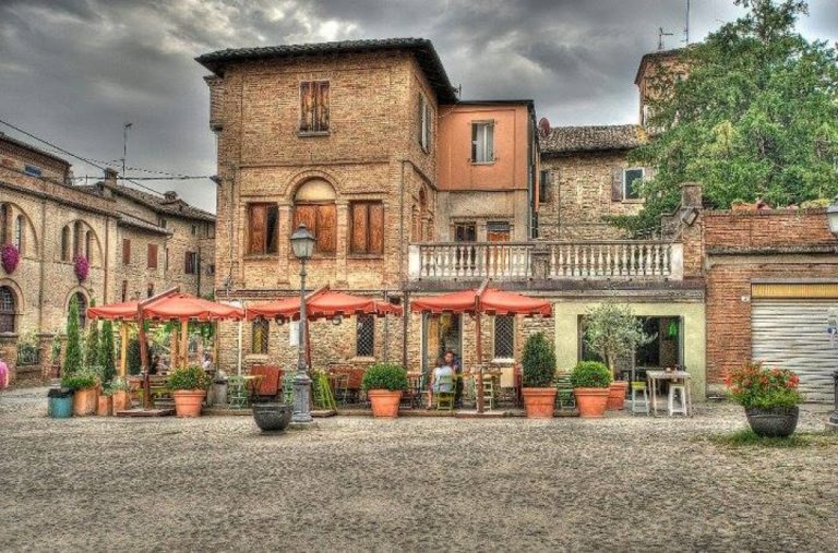 Il Castello di Castelvetro - Visit Castelvetro